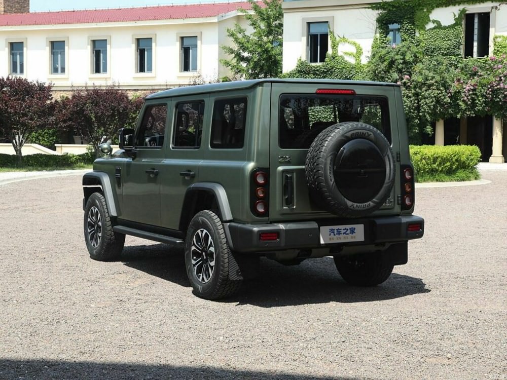 The New BAW 212 Off-Roader SUV Debuts in China