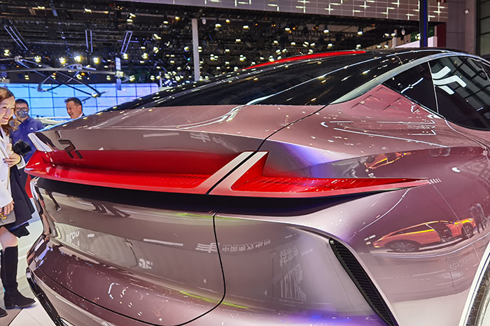 SAIC R ES33, The First SAIC All-Electric SUV At Shanghai Auto Show