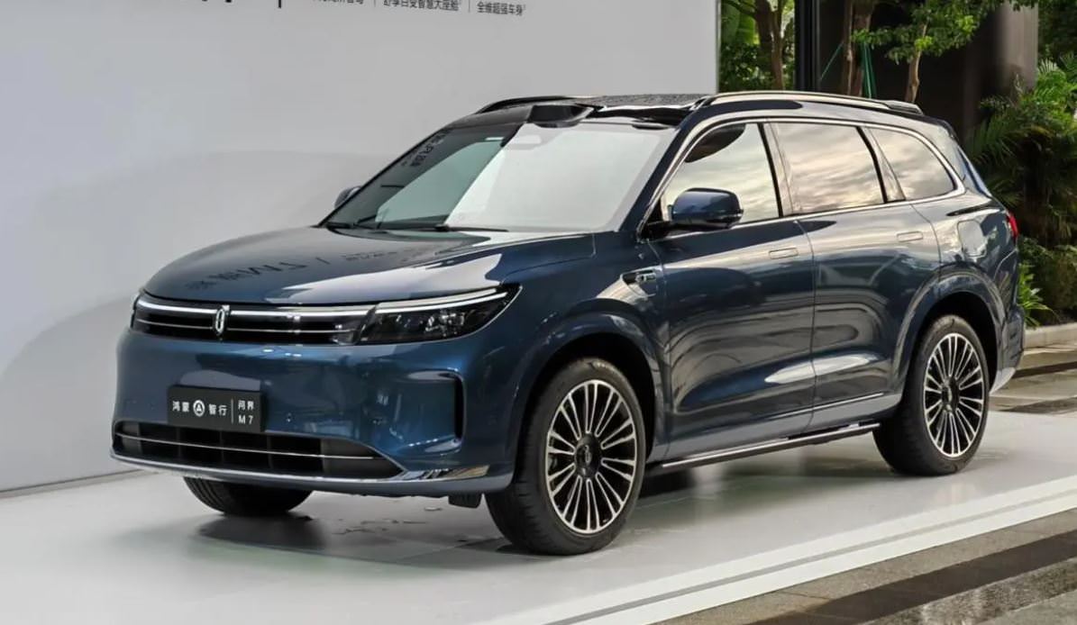 Aito Unveils Upgraded M7 Ultra SUV in China