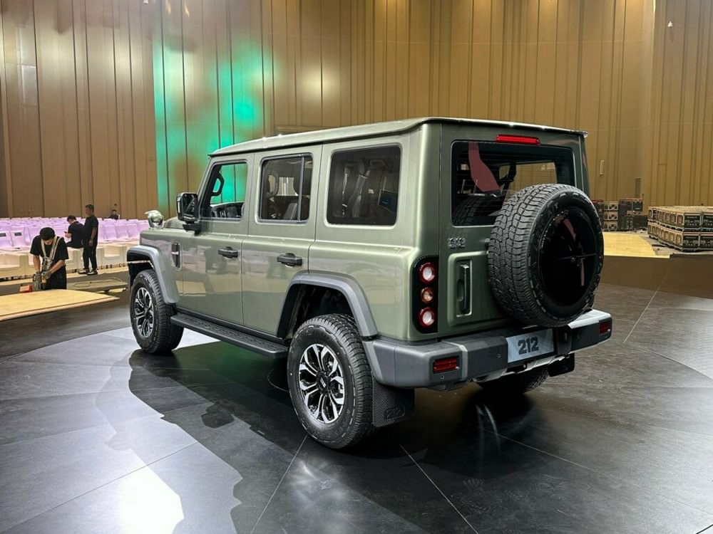 The New BAW 212 Off-Roader SUV Debuts in China