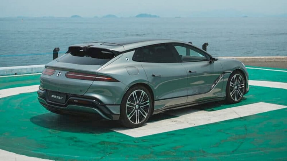 BYD’s Denza Brand Enters Europe, Unveils Powerful Z9 GT