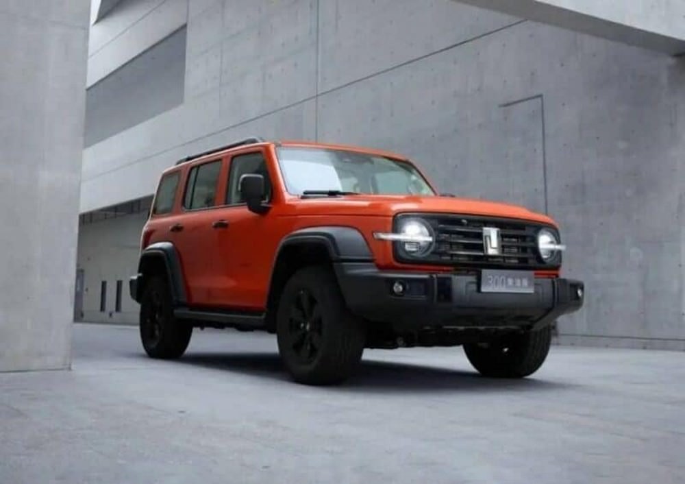 2025 BYD Tank 300 Engine Options Revealed!