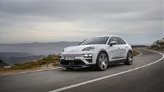 Porsche Considers Keeping ICE Macan Alive
